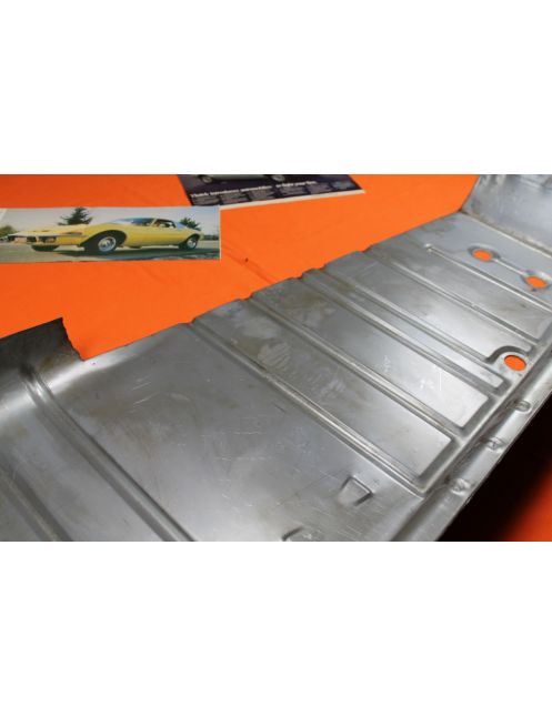 GT floor panel complete, right side (passenger side)